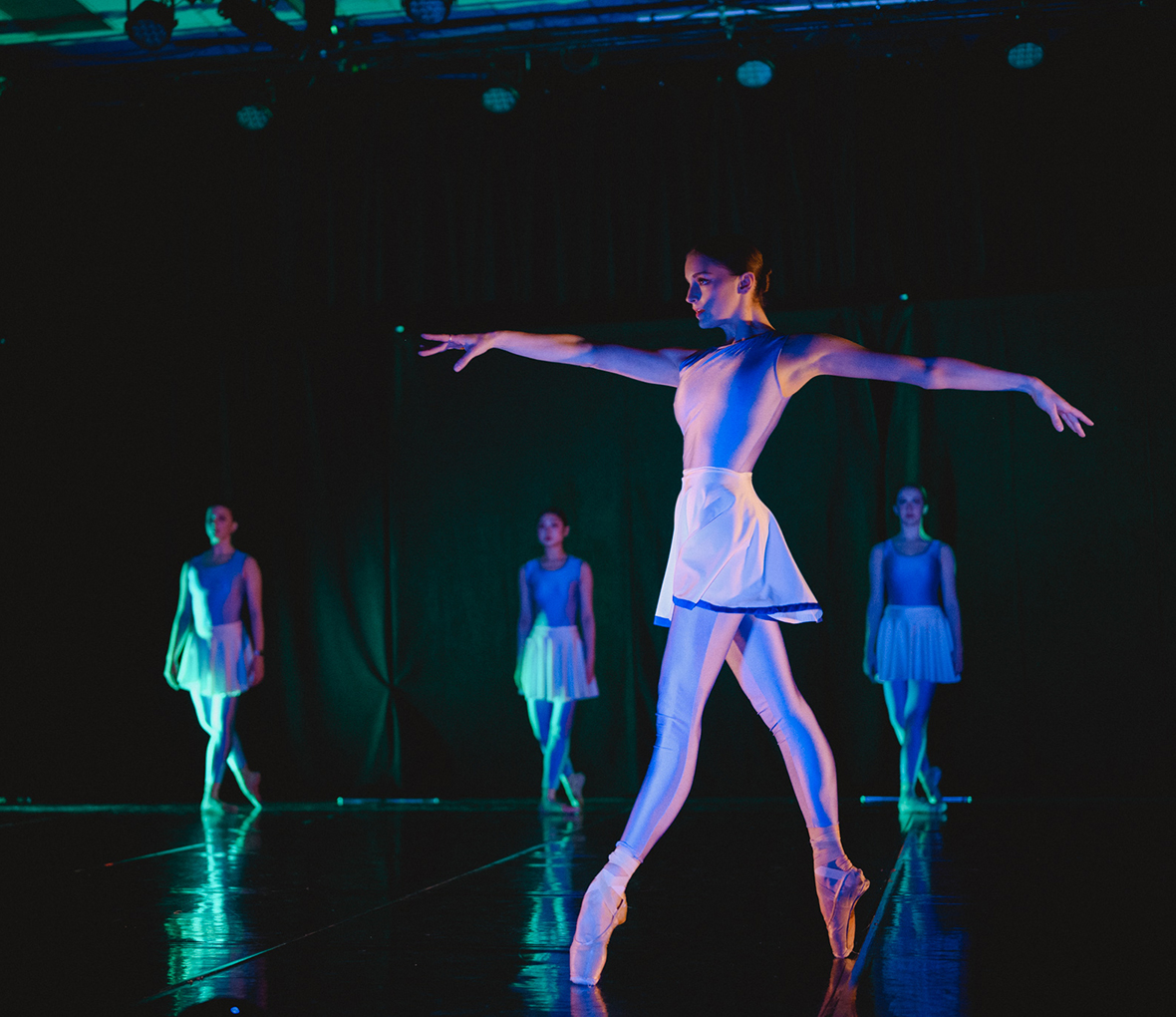 Home - Royal Winnipeg Ballet